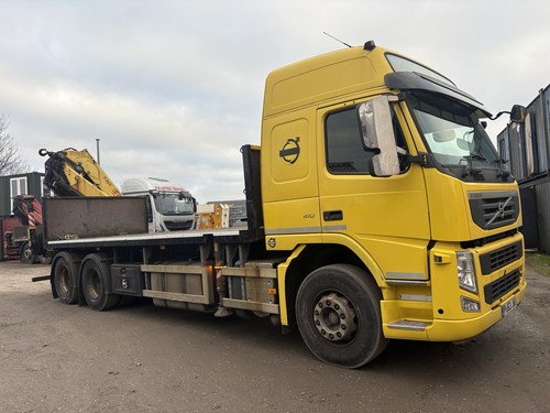 Volvo Fm 410 Ridged Fitted With Fassi 365 4 Extension Hiab Set Up For ...