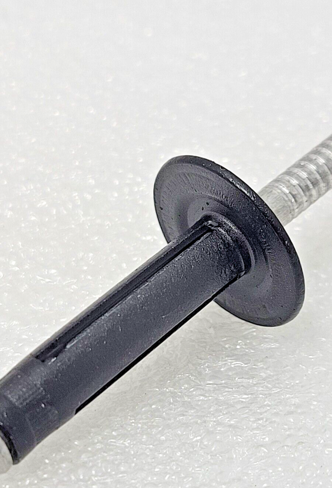 Ford W705297S300 License Plate Bracket Rivet Retainer PKG Of 4 | eBay