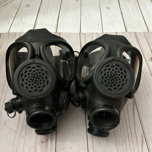 Israeli M15 Military Gas Mask No Filters Lot Of 2 Size 91 And 83 | eBay