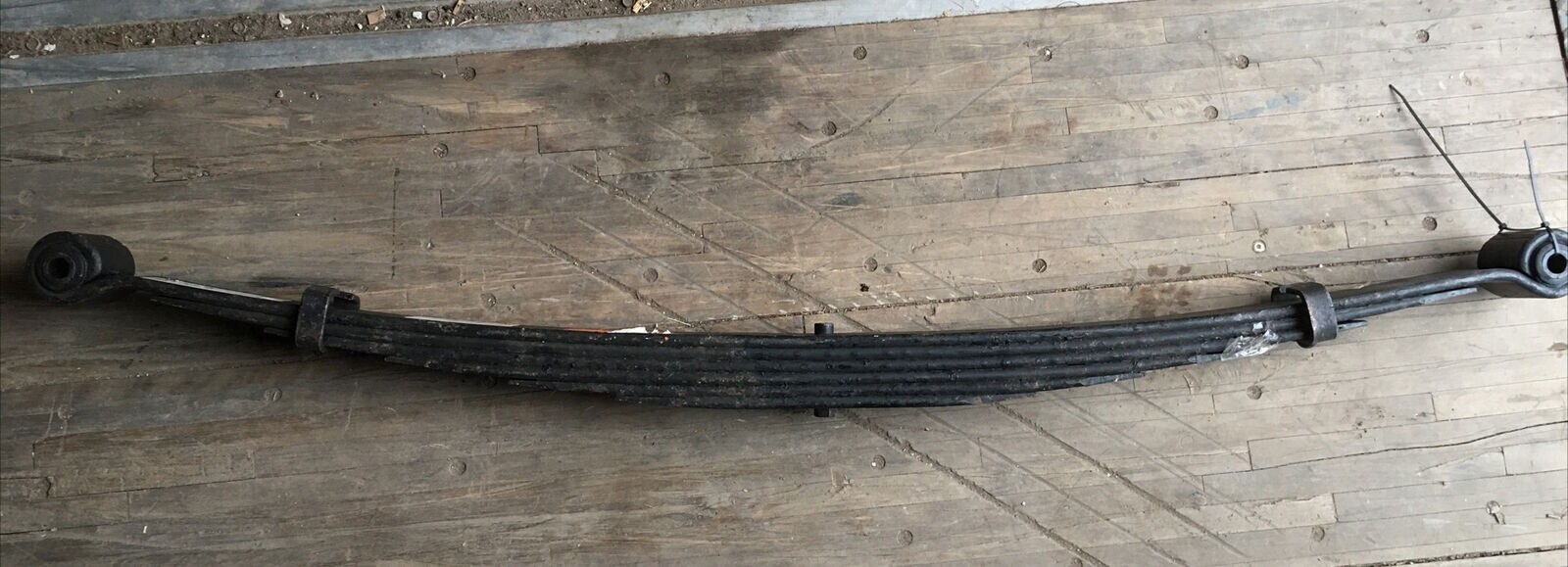 DAYTON PARTS TRUCK SPRING FREIGHTLINER - 6-LEAVES 46-1379 | eBay