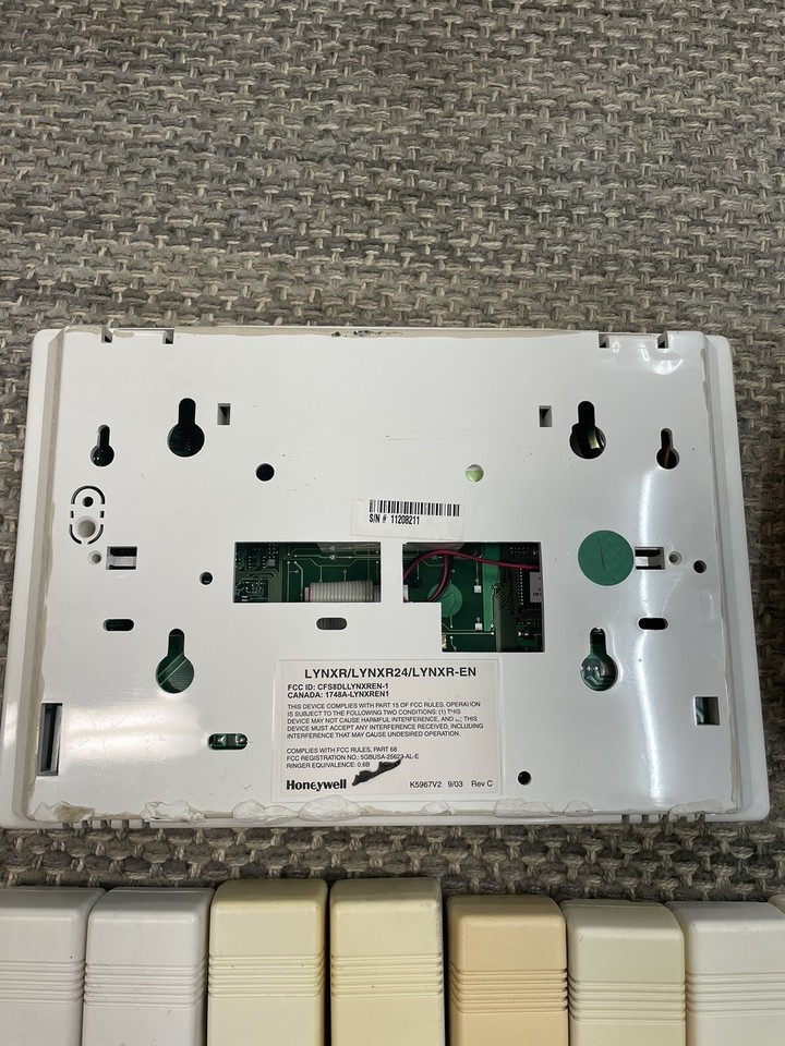 ADT Honeywell Home Security Wireless System - 1 Motion + 10 Door/Window ...