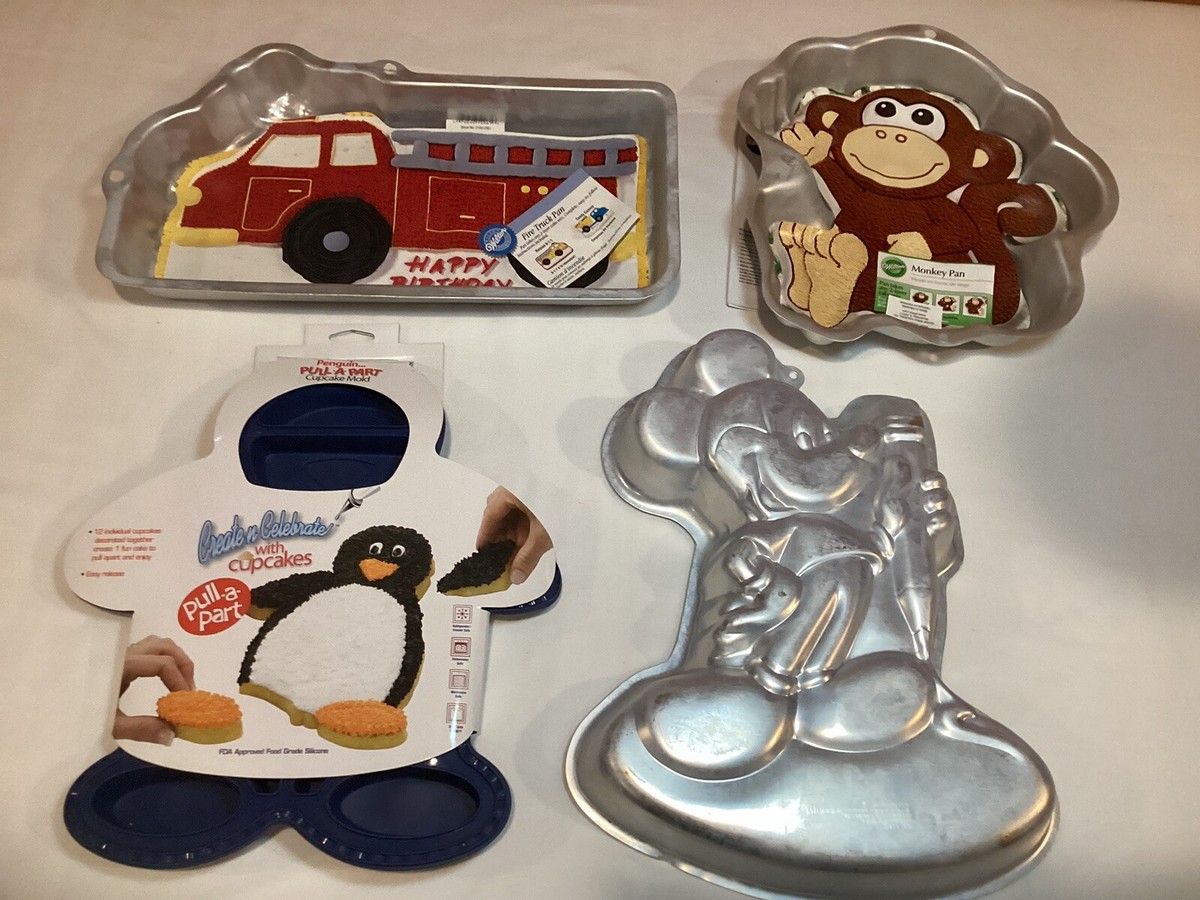 Monkey Pull Apart Cupcake Cake