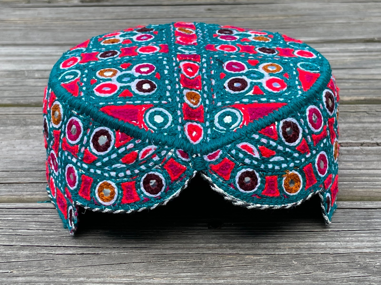 Sindhi Men Hat Handmade Cultural Embroidery Multi Color Traditional ...