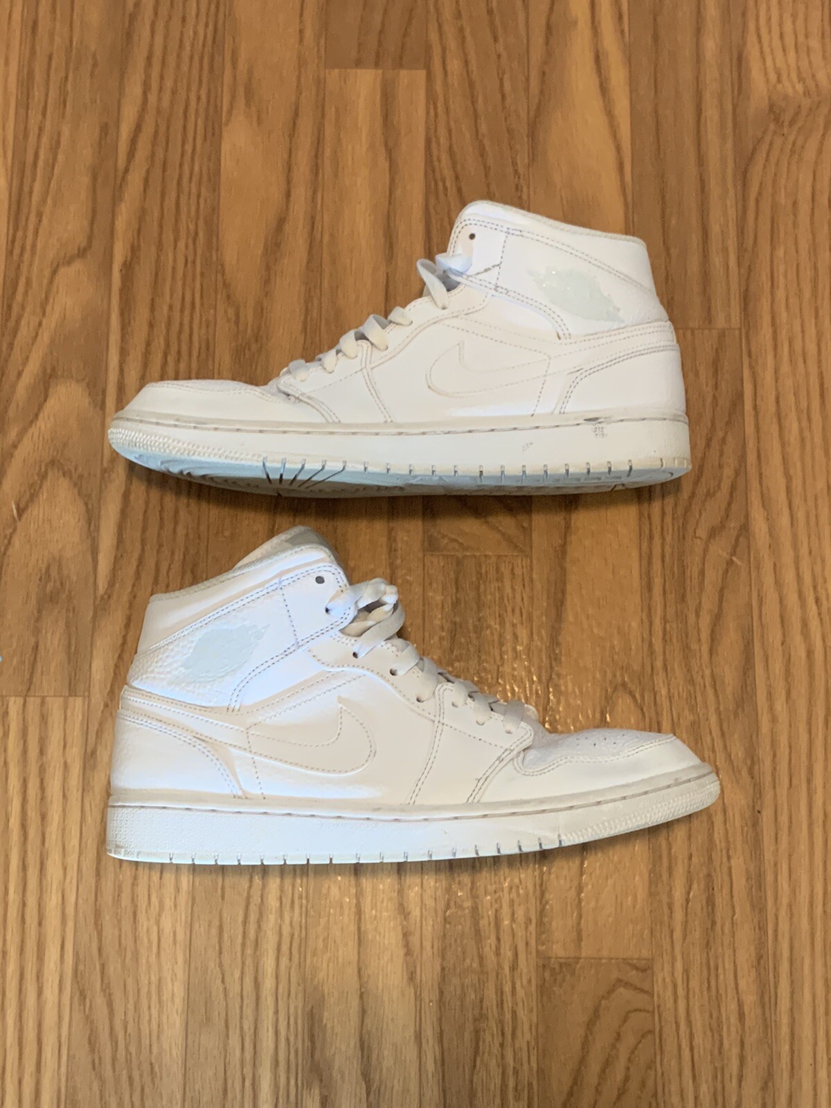 Nike Air Jordan 1 Mid White/Pure Platinum 554724-109 … - Gem