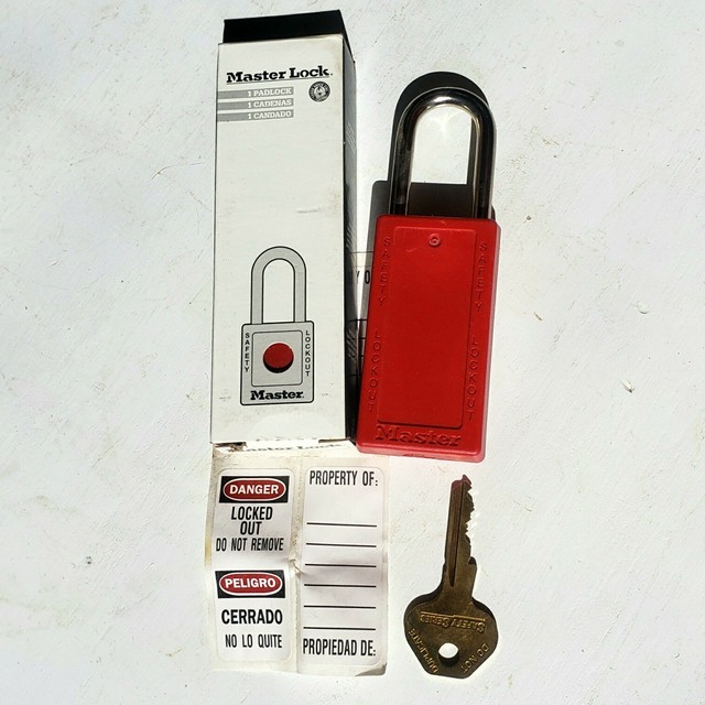 Master Lock Safety Lockout 411red Keyed Padlock 411 Red (nos) for sale ...