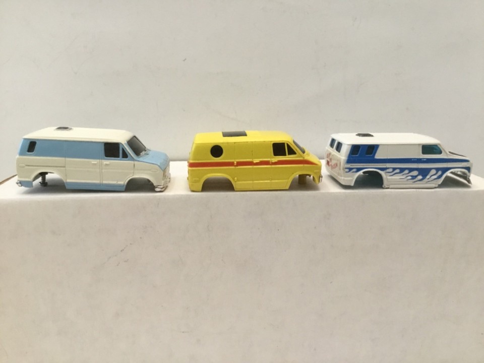 Lot of 3 Aurora AFX Slot Car Van Bodies 2 Blue and White 1 Yellow ...
