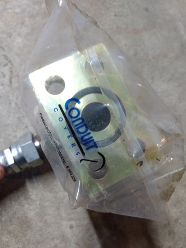 EATON AEROQUIP 3/4" HYDRAULIC HOSE GH781-12 3500 PSI 53" OAL,48" w/o ...