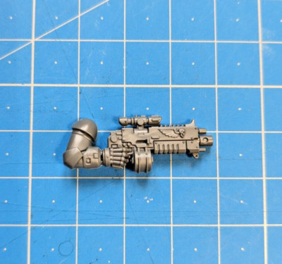 Iron Hands Upgrades Bits Bionic Arm Bolt Rifle Primaris Space Marines ...