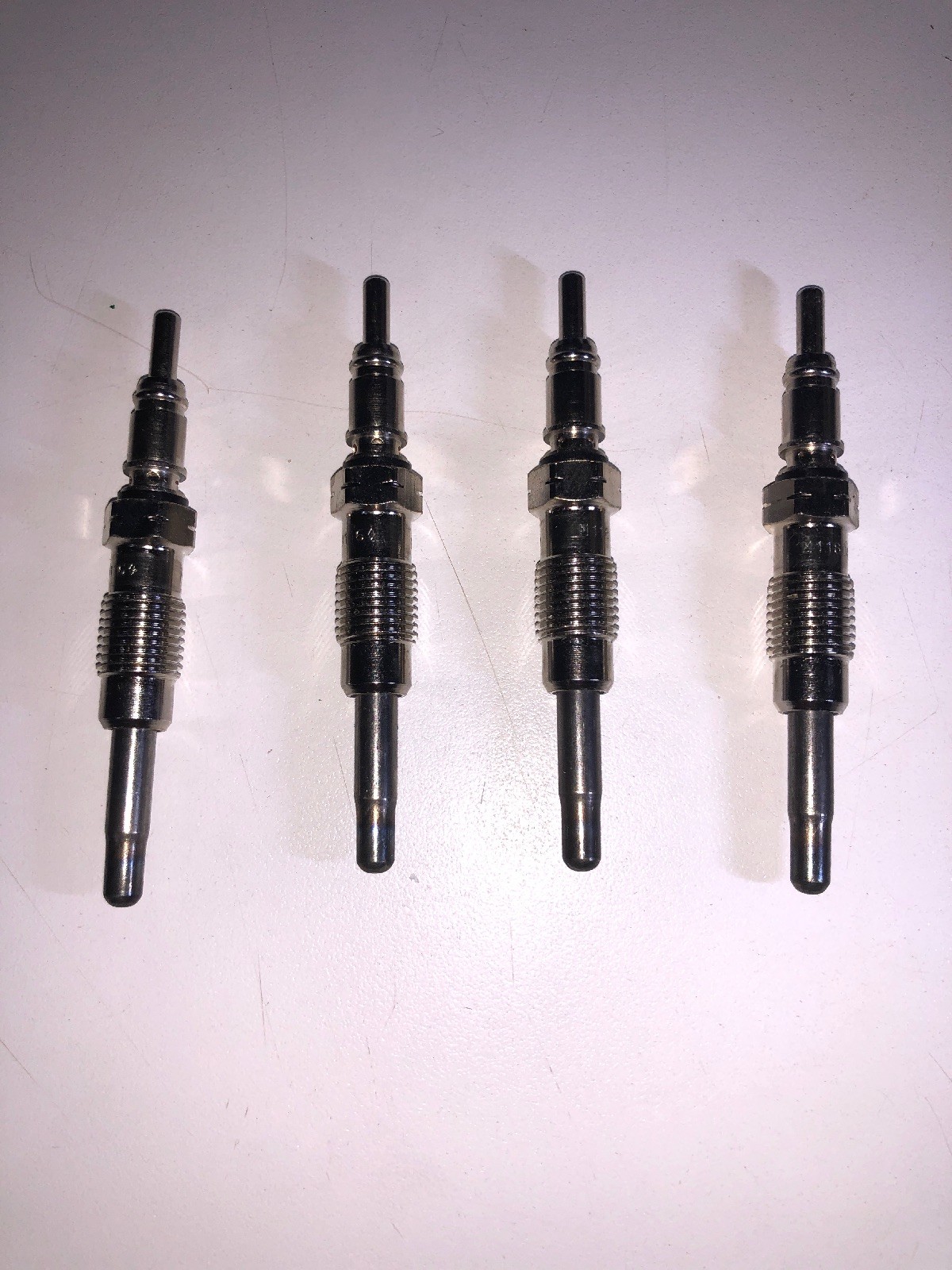 Deutz Bobcat 863,873,864 Glow Plug 01180400 for 2011, 1011 New Set Of 4 ...