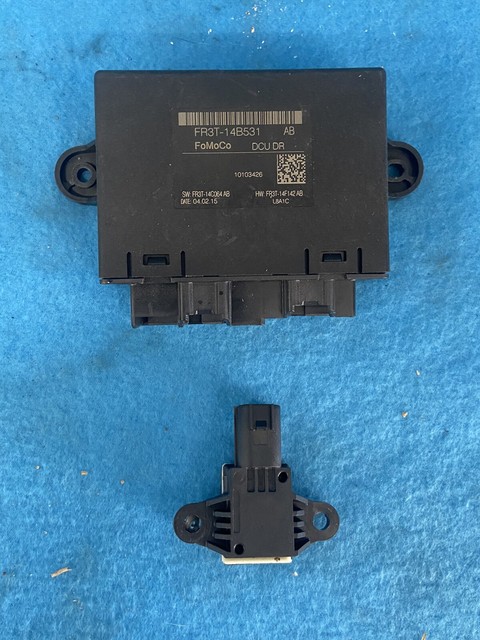 Ford Mustang GT 2015-2019 OEM Left Driver Door Control Module Unit. 18k ...