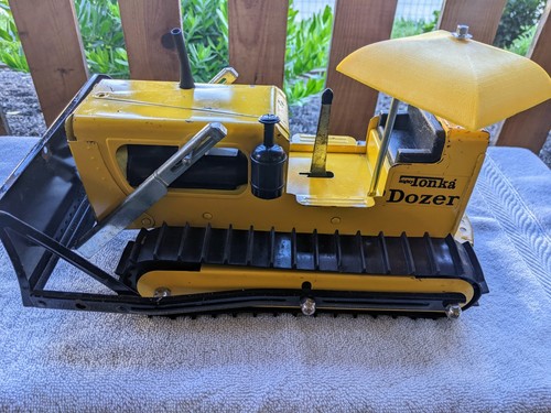 Estate Sale 1960's Tonka Mighty Dozer W/Umbrella " | eBay