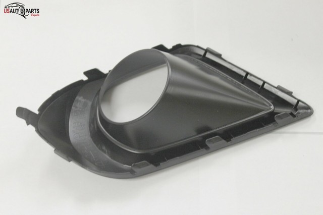 Premium Fit Front Passenger Side Fog Light Bezel 57731SG020 for sale ...