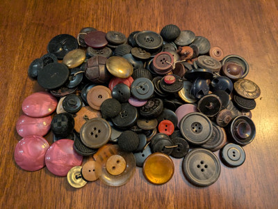Vintage Buttons Lot of 100 Various Shapes and Colors See Pics for ...