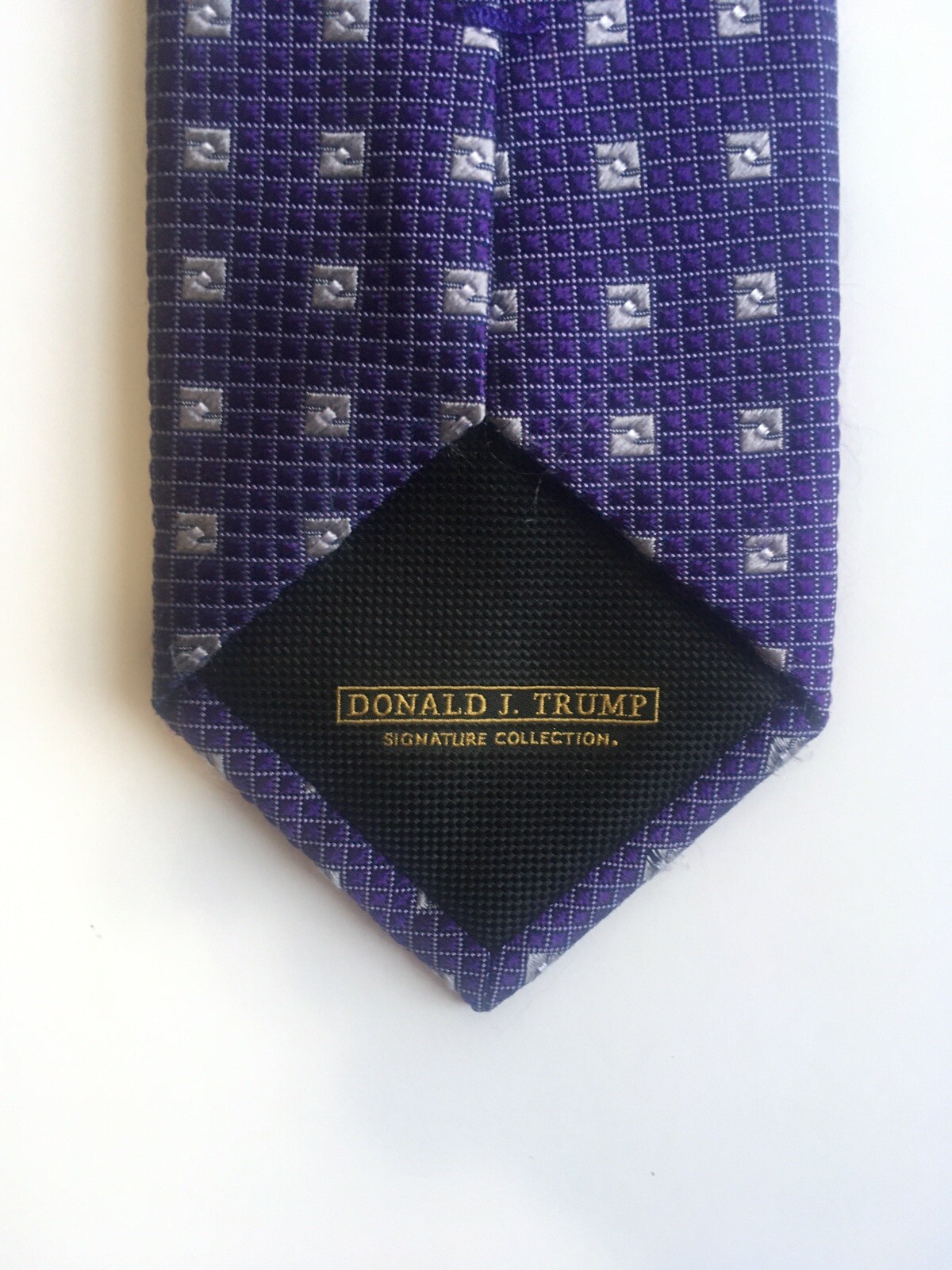 donald j trump tie purple silver geometric W 3.25" 100% silk necktie ...