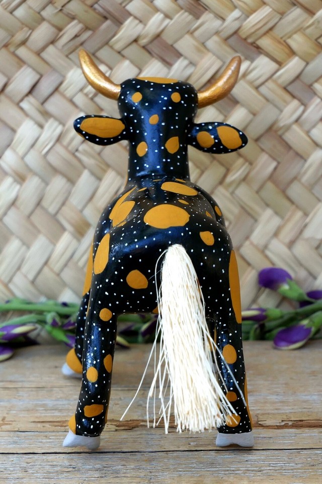 Alebrije Cow Black & Gold Handmade by Inocencio Vasquez Oaxaca Mexican ...