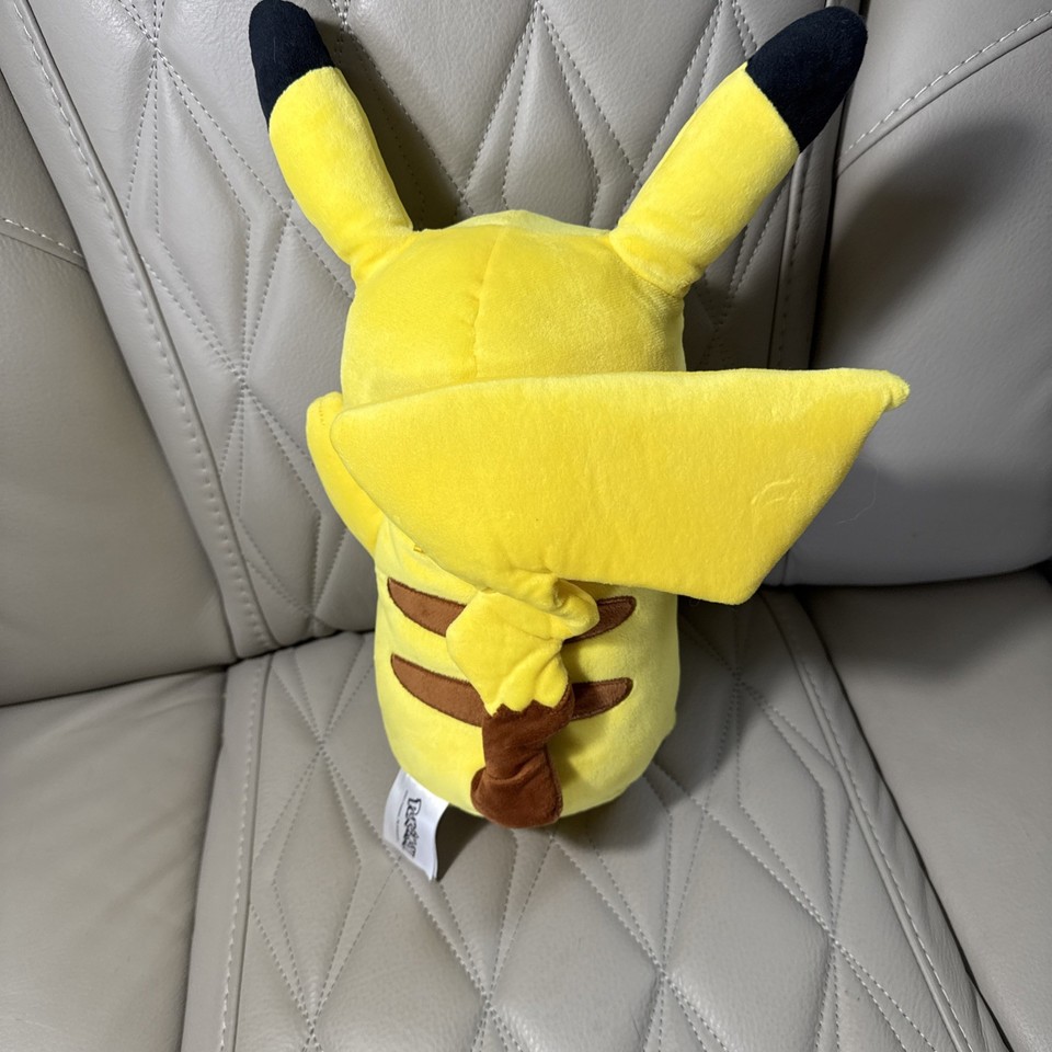 Pokemon Animated Pikachu 13" Electronic Talking Plush Moves & Lights-up ...