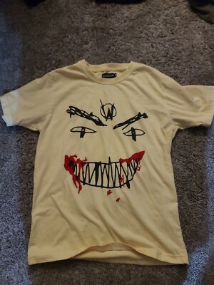 Evil Hearts Club - Sz MEDIUM - Used Condition, Yellow. PHOTOS DEPICT ...