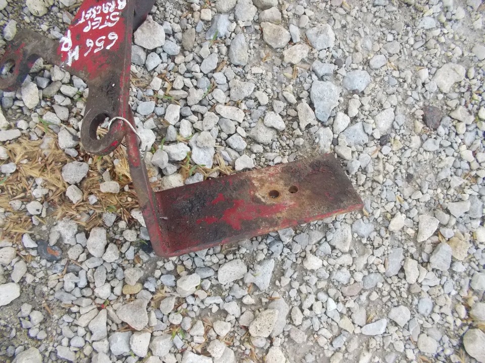 Farmall 656 Rowcrop High Utility tractor IH right step brackets | eBay