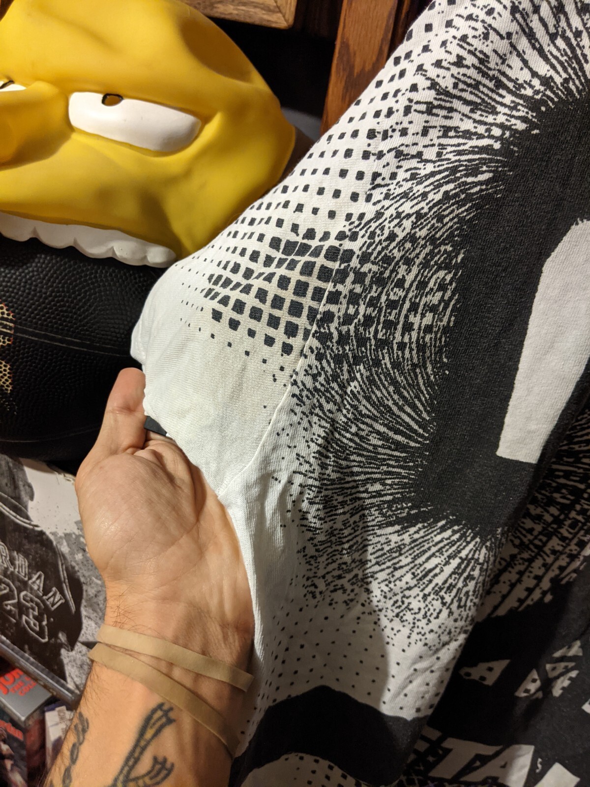 Vintage 2000 Men's Metallica Death Magnetic AOP Band … - Gem