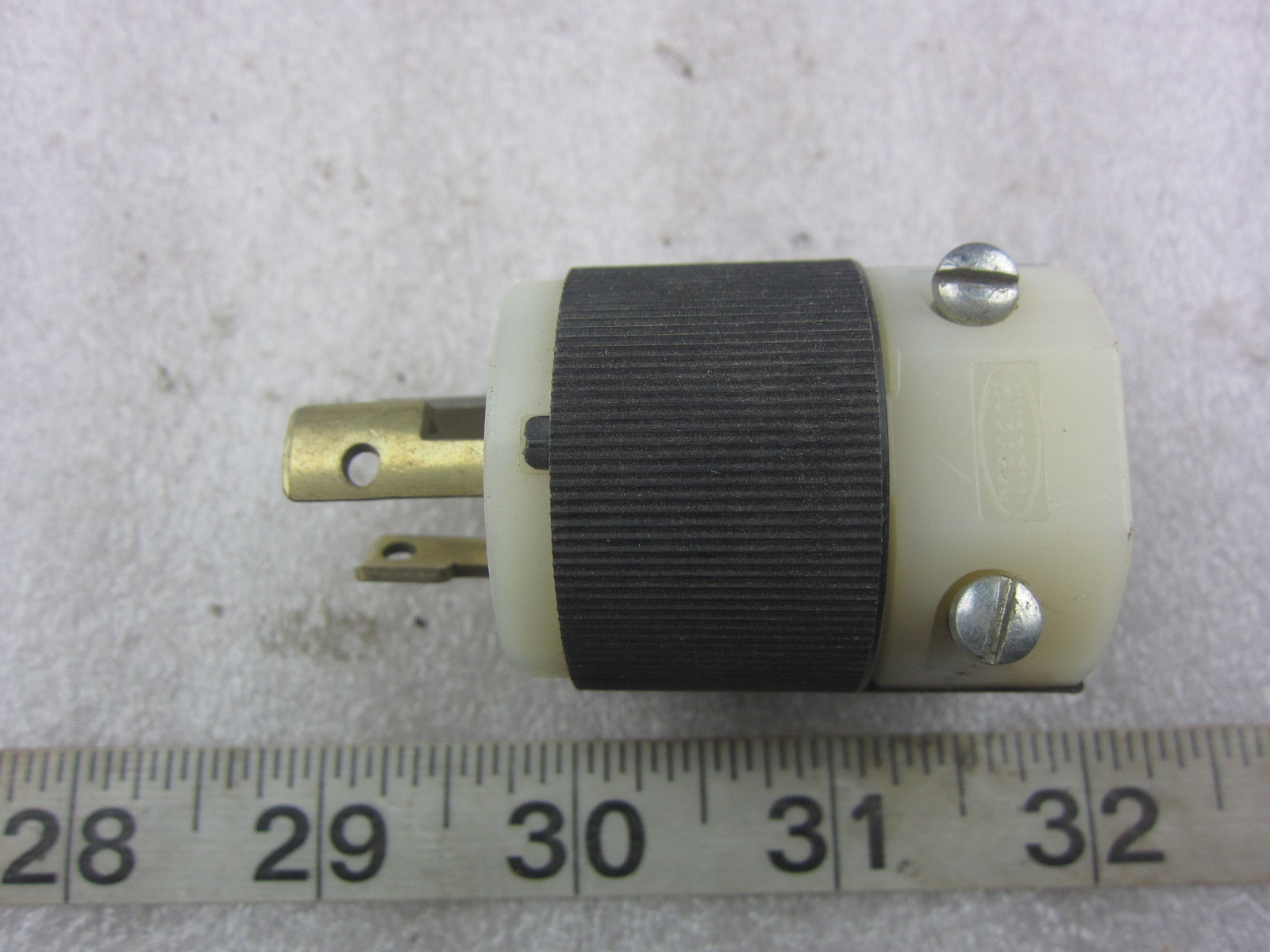 Hubbell HBL 4770 15A 277V Twist-Lock Plug L7-15P, Used | eBay