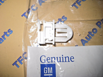 Hummer H3 Grille Clip Snap Retainer Fastner OEM New Genuine 2006-2010 ...