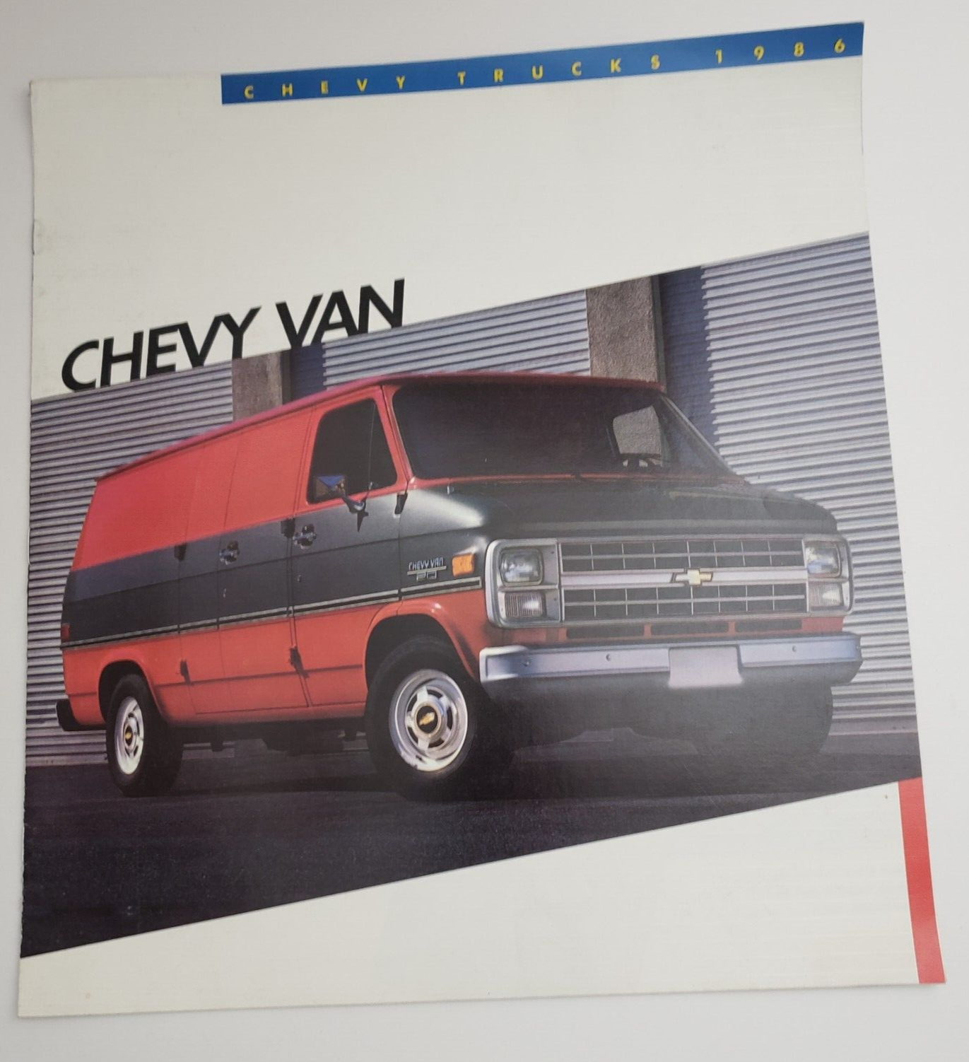 Vintage 1985 Chevrolet Van Sales Brochure 1986 Chevrolet Van ...