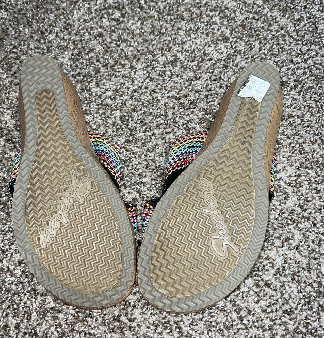 womens skechers rainbow wedge sandals size 9 - Gem