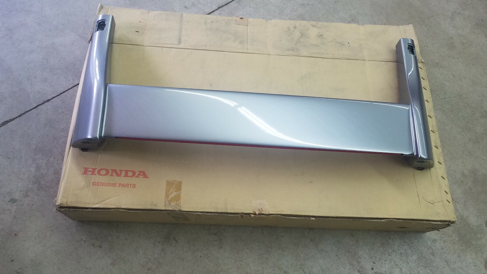 HONDA HR-V OEM 71700-S4n-910ZG SPOILER LIGHTING SILVER METALLIC NH617M ...