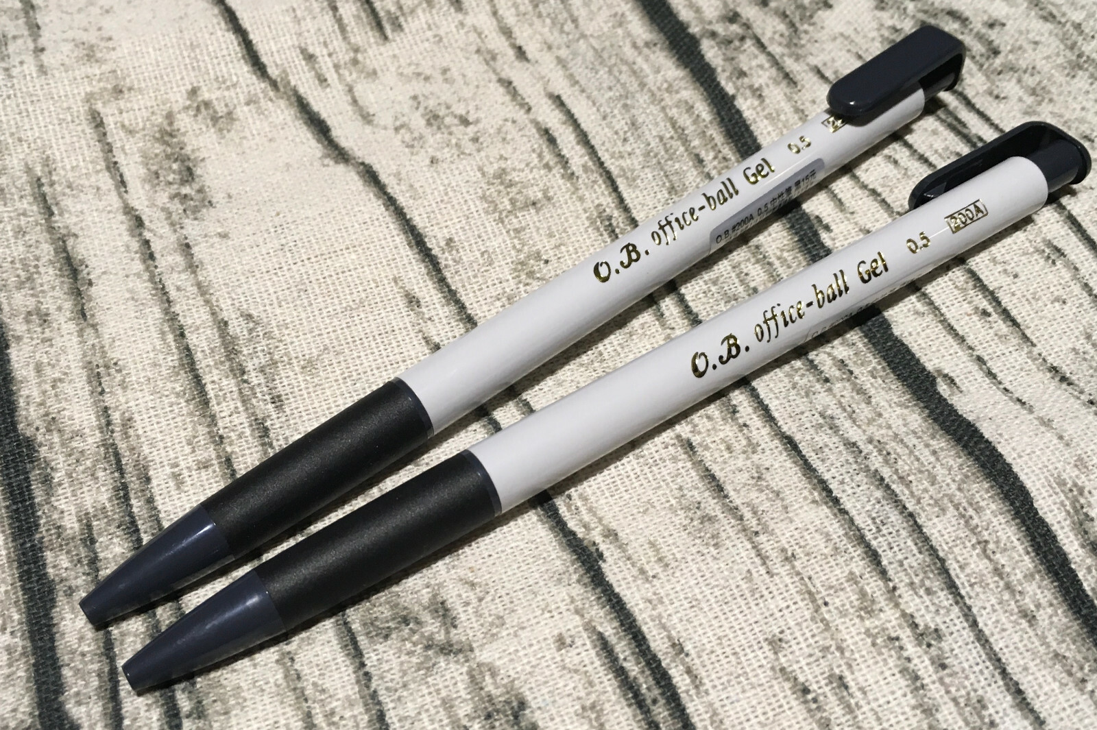 2x BLACK 0.5 mm O.B. Pens Soft Grip Office-Ball OB Gel Pen Extra Fine ...