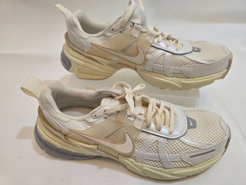 Nike Women's V2K RUN TRK3 HQ1512 110 TRAINERS UK SIZE 5.5 | eBay