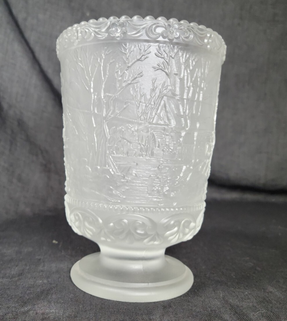 Vtg Fenton Art Glass Frosted Satin Currier Ives Farm Vase Spooner/Vase ...