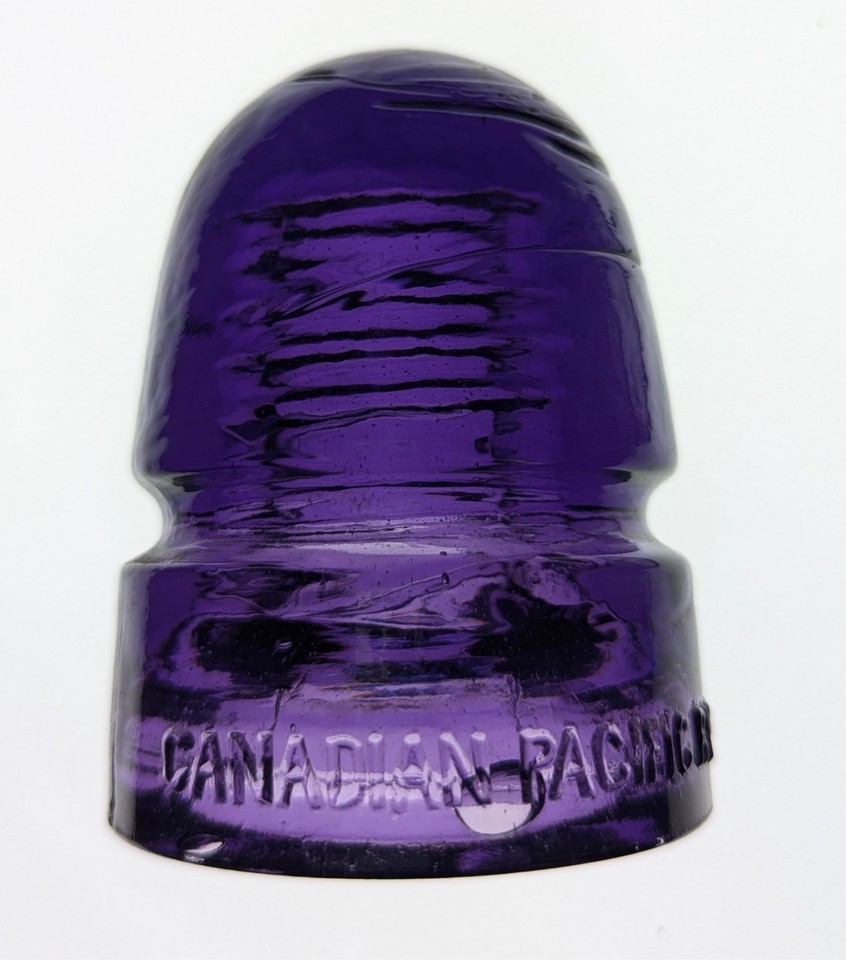 Royal Deep Purple Canadian Pacific RY Co Antique CD 143 Glass Insulator ...