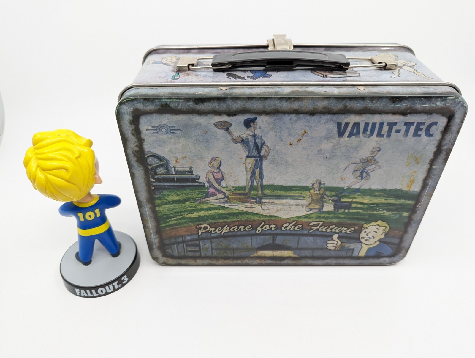 Fallout 3 Collector Edition Vault Tec Lunchbox Bobblehead Pip Boy FREE ...