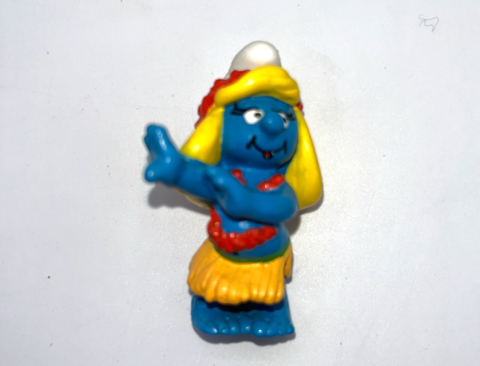 Vintage Smurf Smurfette Hula Girl Hawaiian Lei Grass Skirt Gag Gift ...