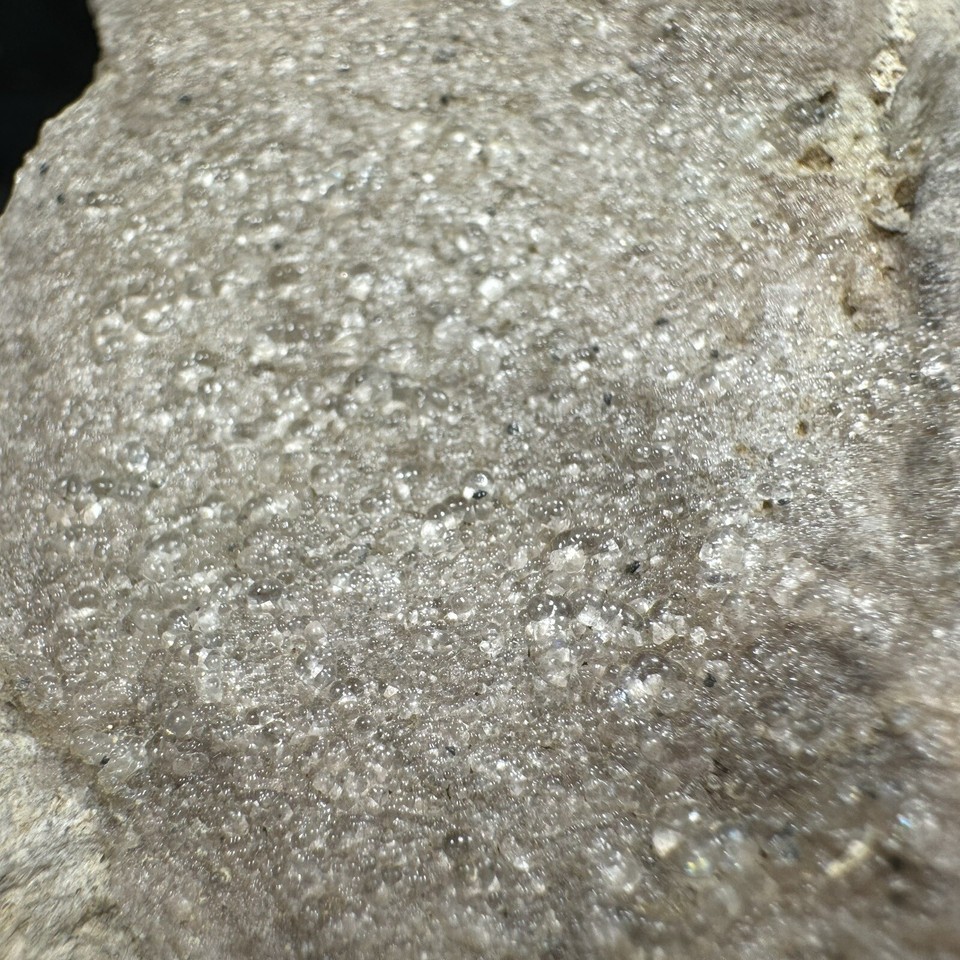 Highly Fluorescent Green Hyalite Opal on Matrix from Utah | eBay