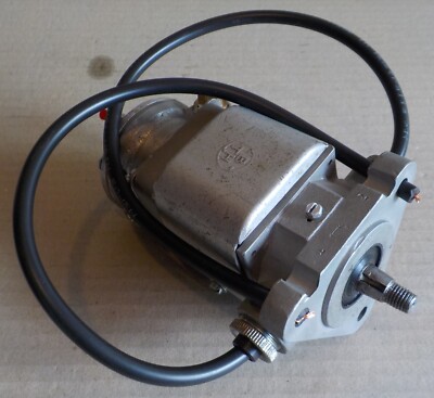 BTH Twin Magneto Type KC2 - S4 #8M43151 Triumph Norton BSA AJS Royal ...