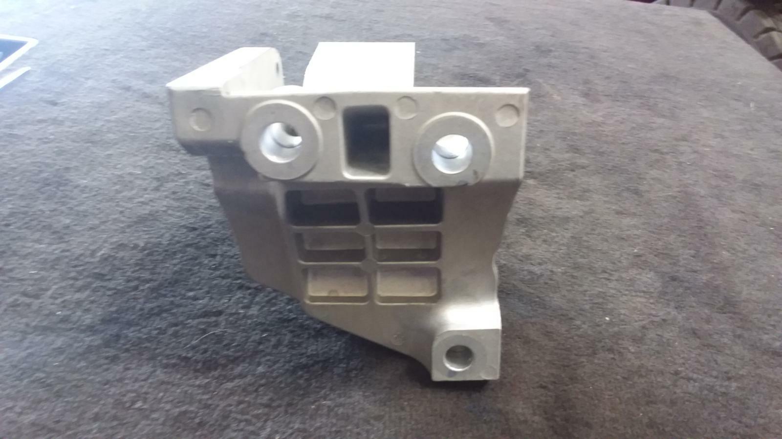 HOLDEN COMMODORE ENGINE MOUNT ZB, 10/17-12/20 17 18 19 20 | eBay Australia