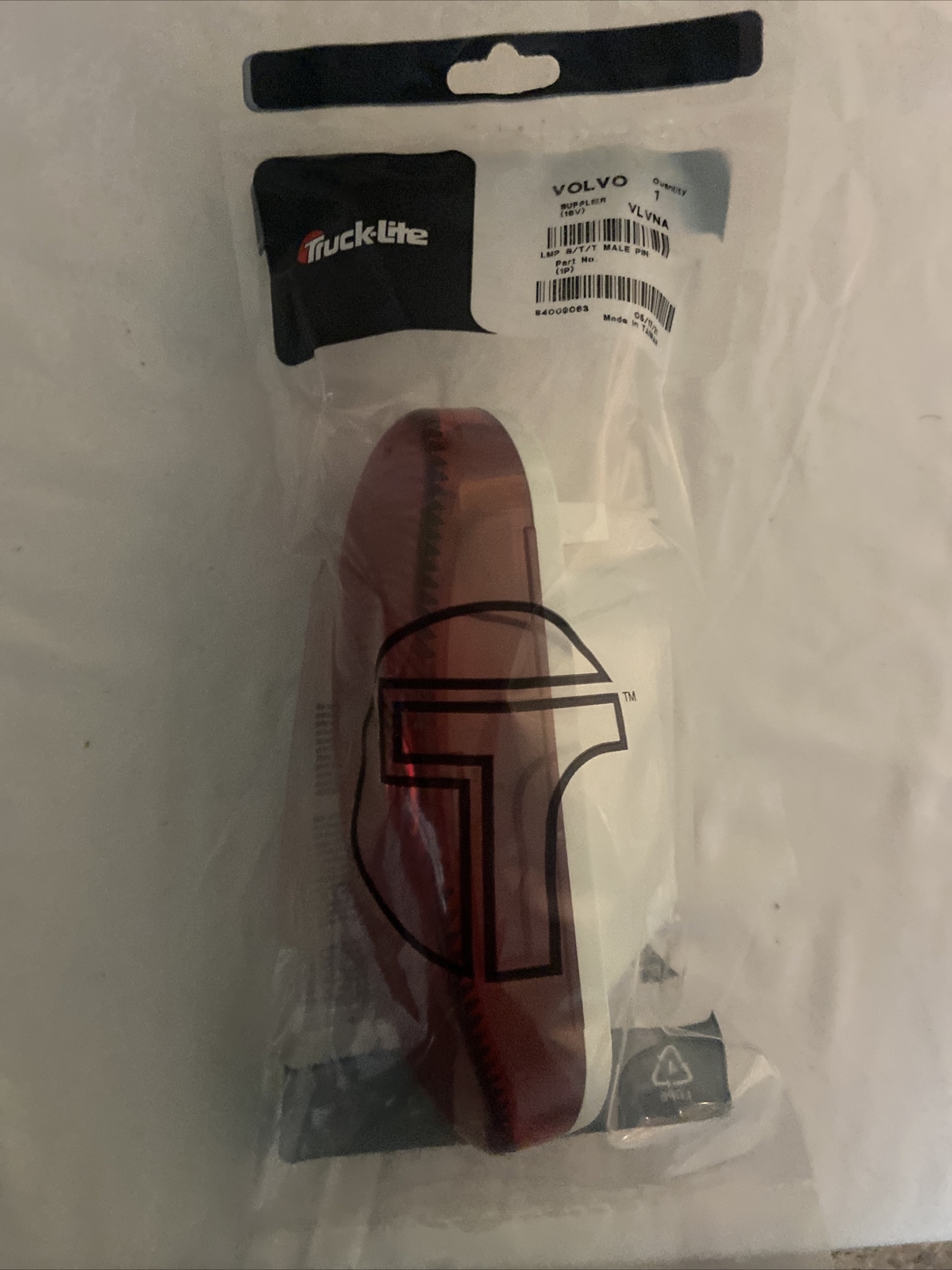 Genuine Trucklite Volvo Incandescent Tail Lamp / Blinker Light VLVNA ...