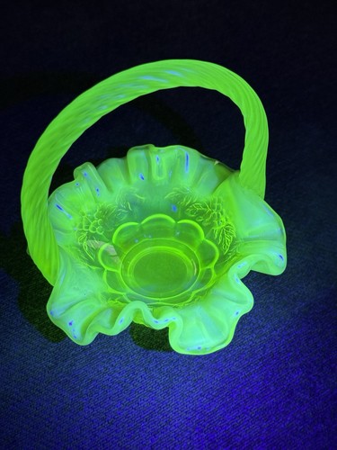 VTG Fenton Topaz Opalescent Vaseline Uranium Iridized Ribbed Lambs ...