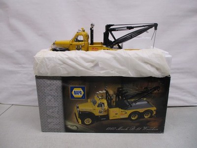 First Gear NAPA 1960 Mack B-61 Wrecker | eBay