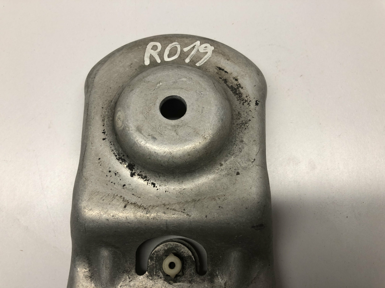 BMW 2019 G20 G28 Rear Reaction Bracket Suspension Metal Panel Parts ...