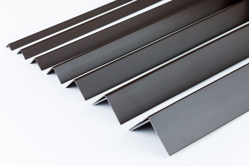 PVC CORNER BROWN PLASTIC 90 DEGREE ANGLE TRIM 2.5 METERS VARIOUS SIZES ...