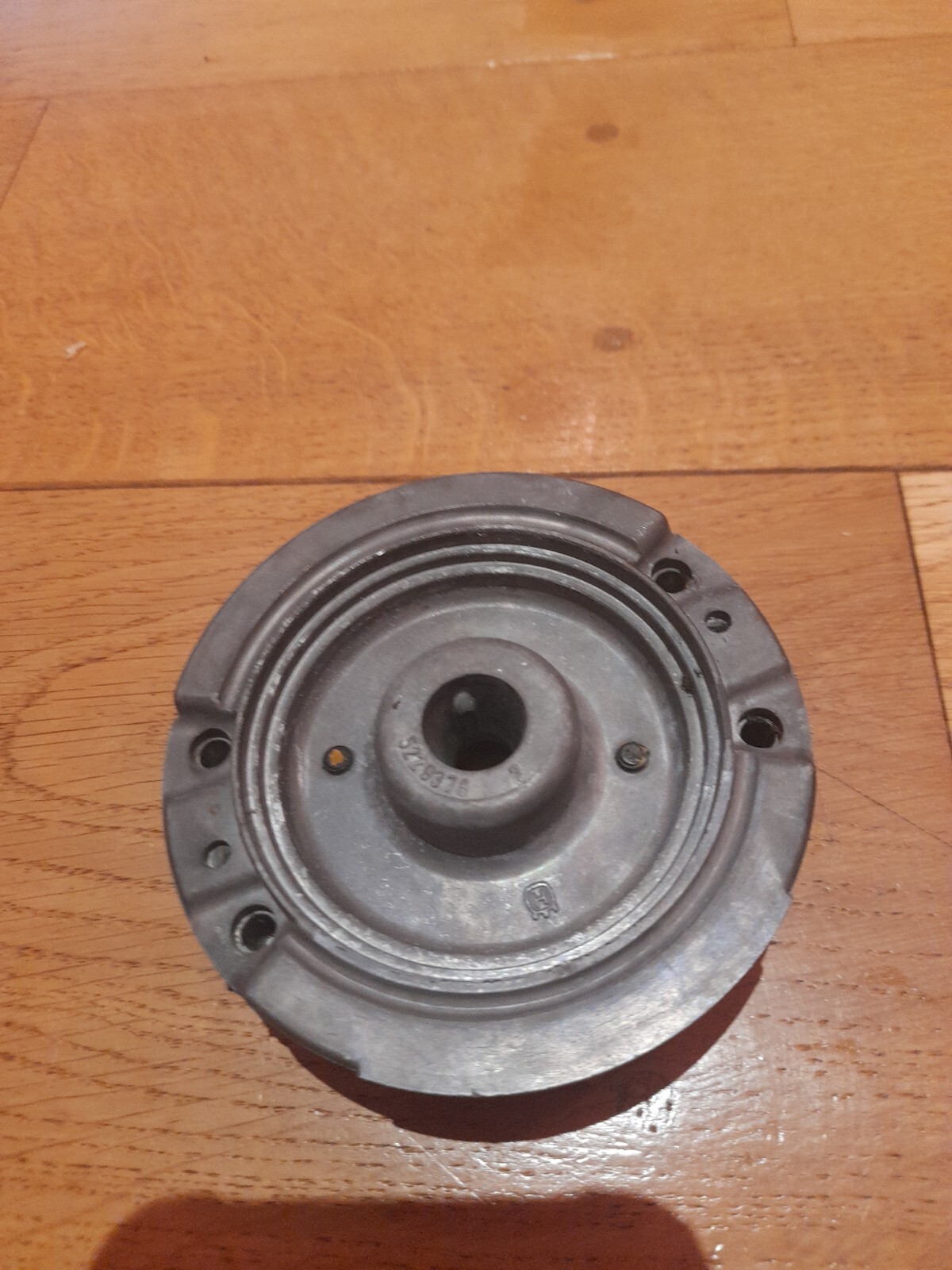 A Genuine Husqvarna 545 chainsaw flywheel & nut assembly complete 522 ...