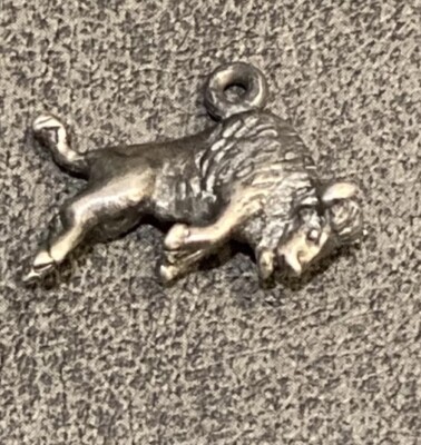 VINTAGE STERLING SILVER Running BISON CHARM | eBay