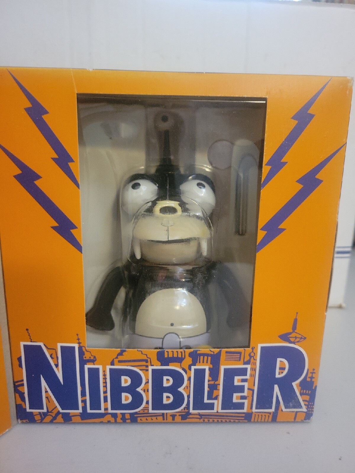 Futurama Nibbler Robot Action Toy Wind-Up Vintage 2000 NRFB Box Damage ...