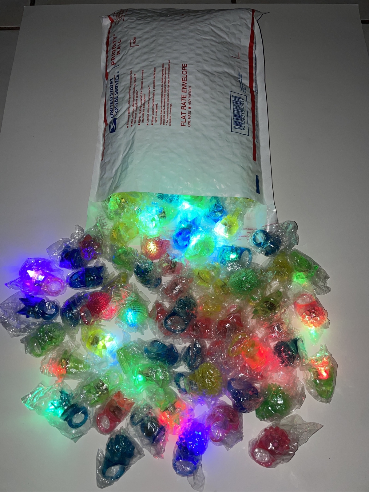 100! Light up Flashing Rings Jelly Led Bumpy Rubber Ring Party Light Up ...