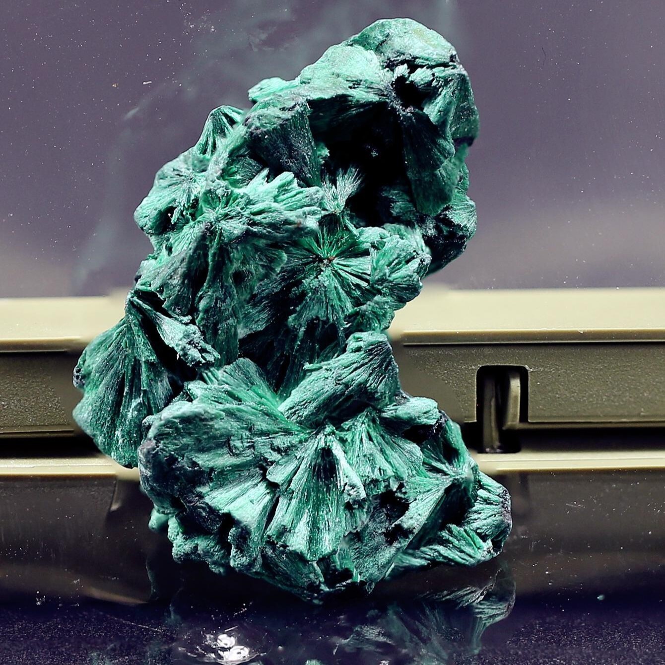 Natural Velvet Malachite Cluster Raw Malachite Gemstone Specimen ...