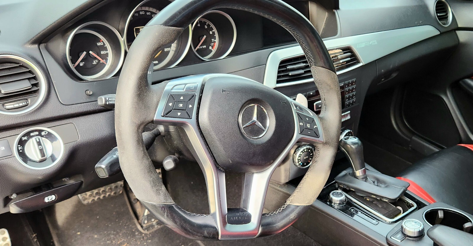 C63 AMG W204 Steering Wheel | Genuine OEM | Leather