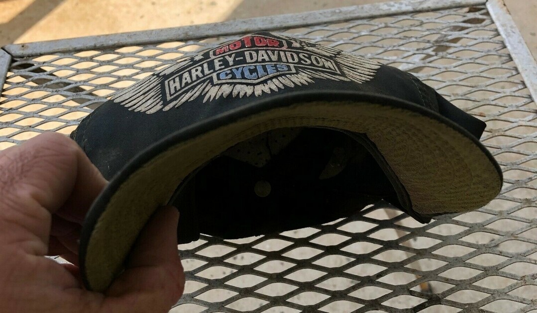 Harley-Davidson Vintage 3D EMBLEM Mesh Snap Back Trucker Baseball Cap ...