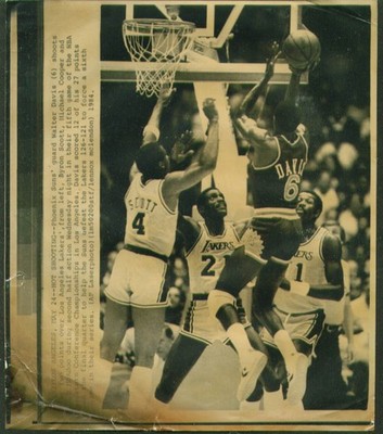 Suns Walter Davis v Lakers 1984 NBA Playoffs photo | eBay